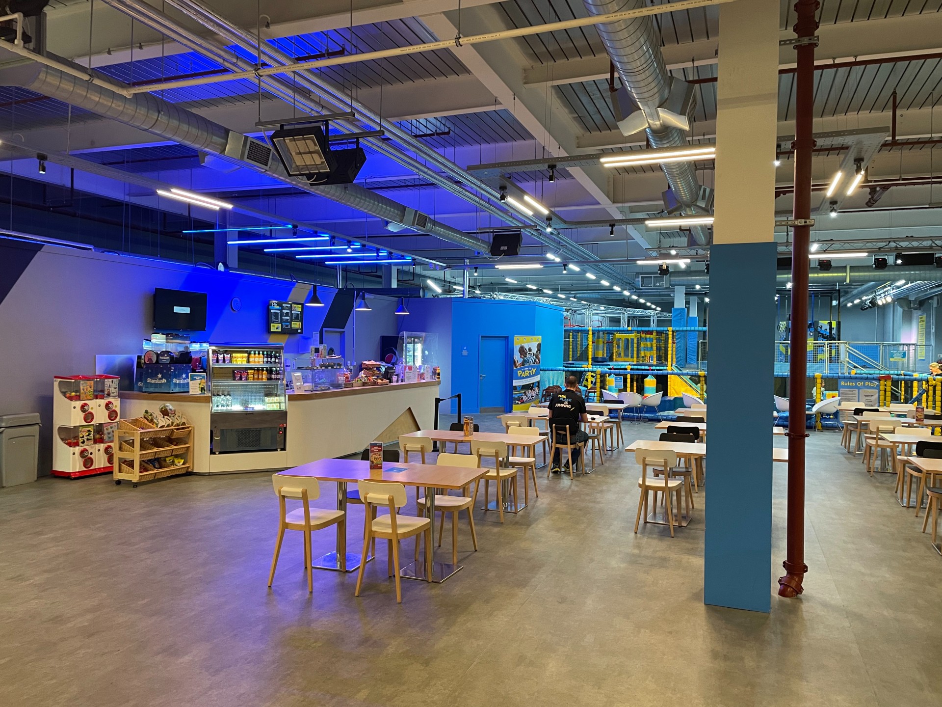 How to maximise your trampoline park - Oakwhite